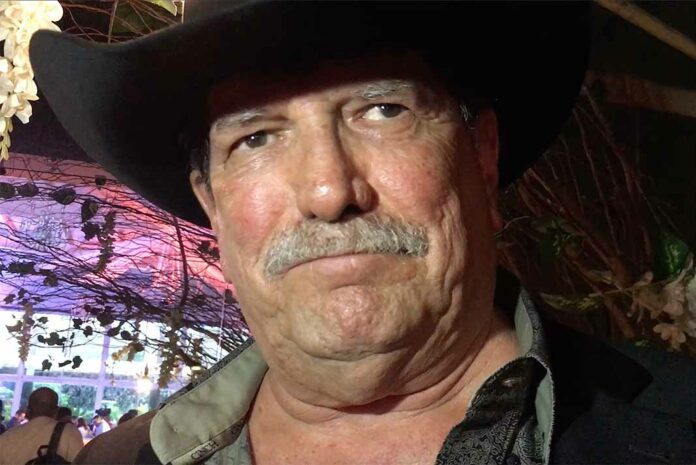 Ex Mánager De Bronco Cree Que Pleito Entre Lupe Y Ramiro Podría Ser