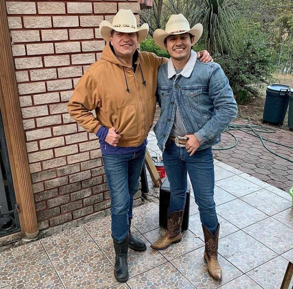 El hijo de Ramiro Delgado también sale del grupo Bronco - Ana María Canseco