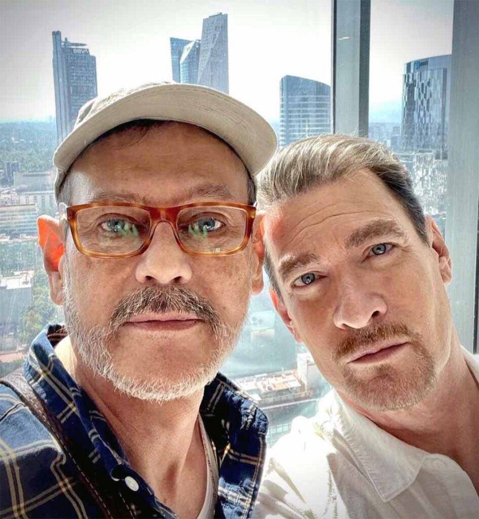 Sebastián Ligarde y su esposo adoptaron a uno de sus alumnos de 17 años ...